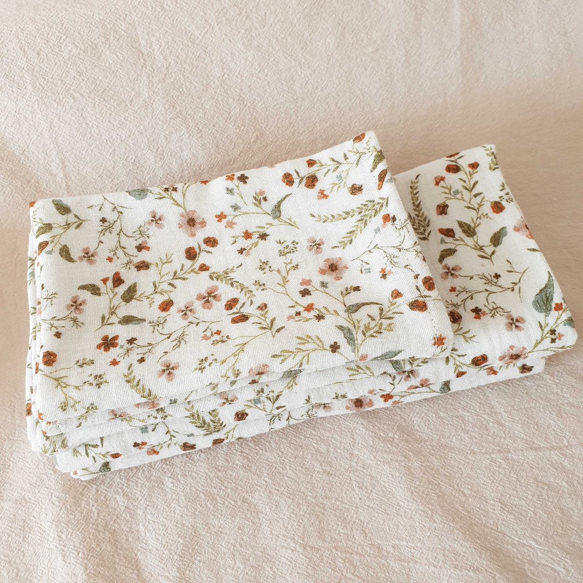 Hydrofiel doek Flower – Mahila Market